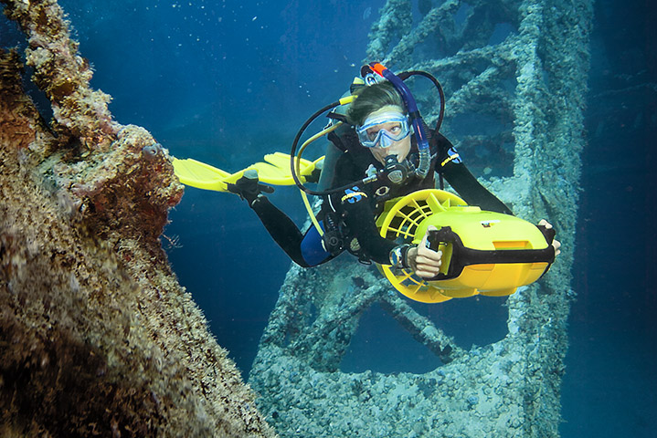 Diver Propulsion Vehicle | PADI Diver Propulsion Vehicle | PADI